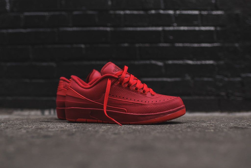 Nike Air Jordan II Low Retro - Gym Red – Kith Canada