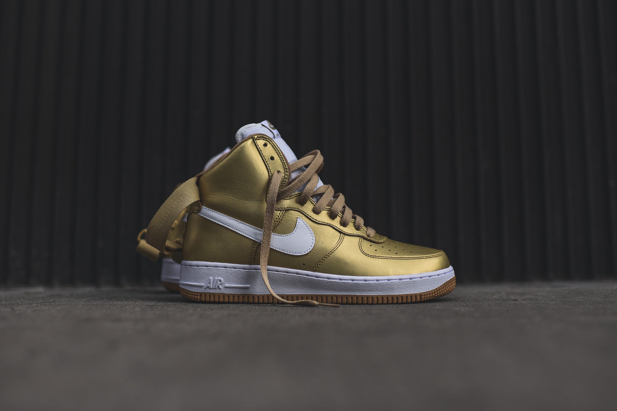 Nike Air Force 1 Hi Retro - Metallic Gold – Kith Canada